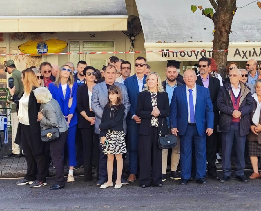Στις εορταστικές εκδηλώσεις για ην Εθνική Επέτειο του 1940, ο ...